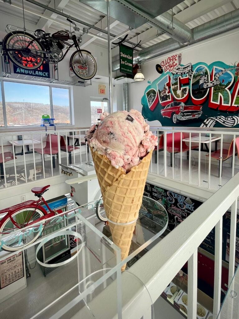 Decorah in a Day / The Must-Do Bucket List Itinerary - Visit Decorah